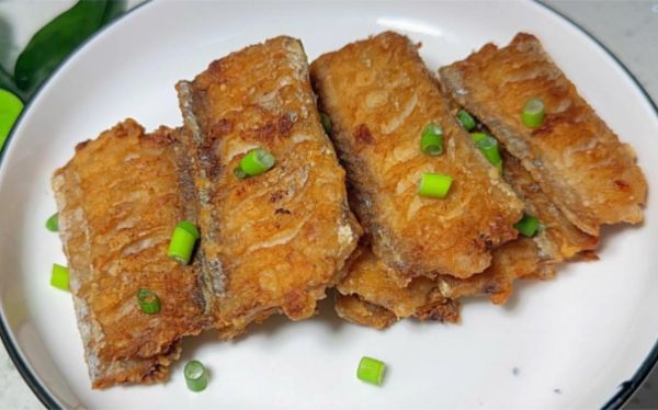 怎样烧带鱼好吃_带鱼怎么煎不碎不破皮-第2张图片-山城妙识 怎样烧带鱼好吃_带鱼怎么煎不碎不破皮-第2张图片-山城妙识