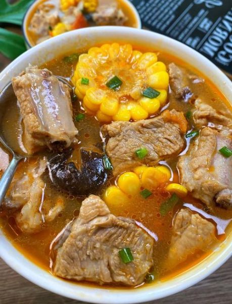 排骨汤的做法_排骨汤怎么炖才白-第1张图片-山城妙识