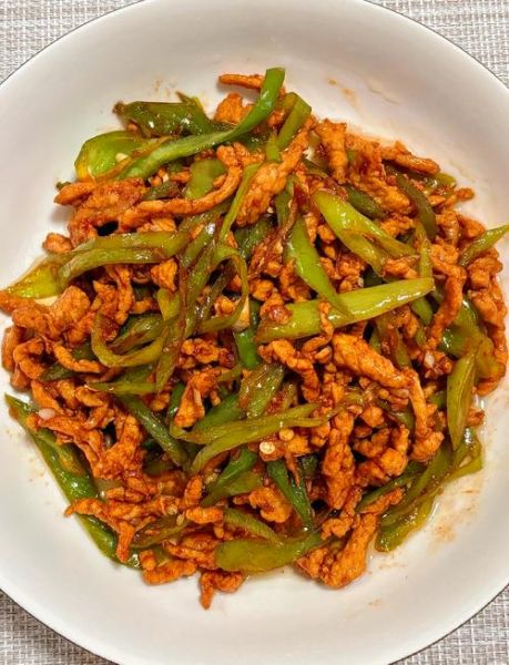 青椒肉丝怎么炒才嫩_青椒肉丝做法步骤图解-第3张图片-山城妙识 青椒肉丝怎么炒才嫩_青椒肉丝做法步骤图解-第3张图片-山城妙识