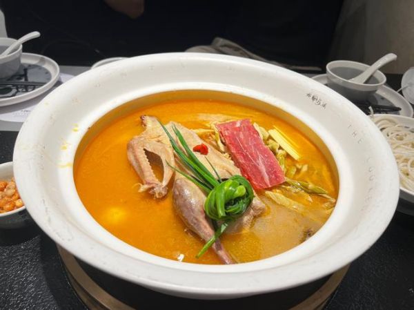 老鸭汤加什么配菜好吃_老鸭汤配菜推荐-第3张图片-山城妙识