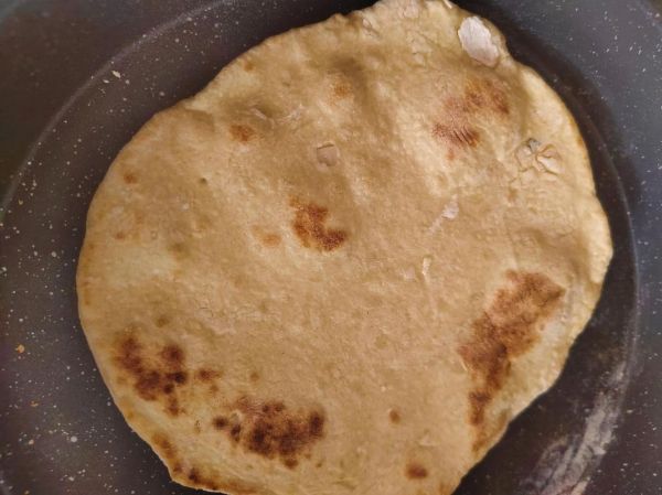 家常烙单饼怎么和面_烙单饼为什么中间鼓包-第3张图片-山城妙识 家常烙单饼怎么和面_烙单饼为什么中间鼓包-第3张图片-山城妙识