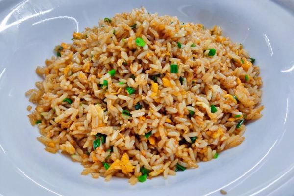 蛋炒饭怎么炒得粒粒分明_蛋炒饭美图拍摄技巧-第3张图片-山城妙识 蛋炒饭怎么炒得粒粒分明_蛋炒饭美图拍摄技巧-第3张图片-山城妙识