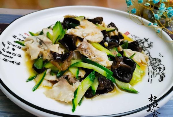 醋溜鱼片怎么做_鱼片嫩滑不腥的秘诀-第3张图片-山城妙识 醋溜鱼片怎么做_鱼片嫩滑不腥的秘诀-第3张图片-山城妙识