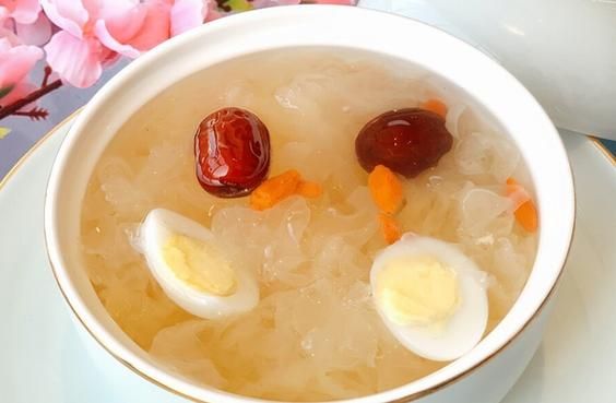 怎样炖银耳汤又稠又好_银耳汤怎么煮出胶质-第2张图片-山城妙识 怎样炖银耳汤又稠又好_银耳汤怎么煮出胶质-第2张图片-山城妙识