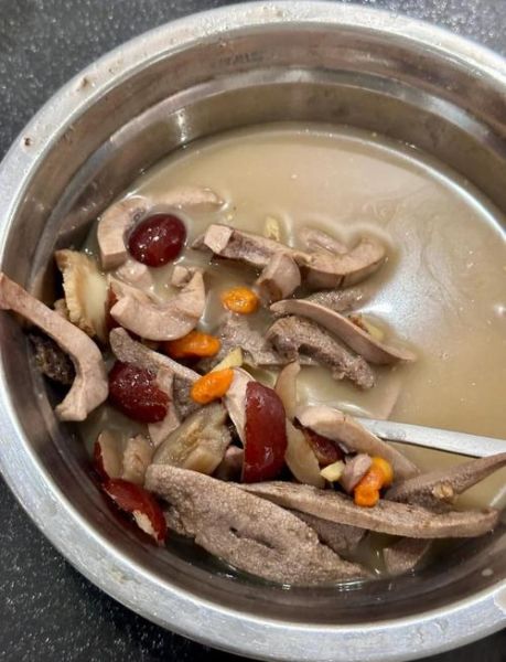 猪腰怎么炖汤好吃_猪腰汤去腥技巧-第2张图片-山城妙识 猪腰怎么炖汤好吃_猪腰汤去腥技巧-第2张图片-山城妙识