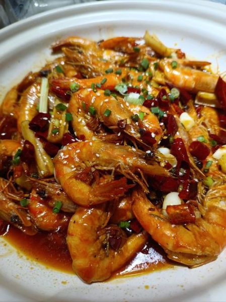 家常麻辣虾怎么做_麻辣虾最正宗的做法-第1张图片-山城妙识