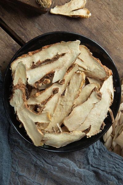 知母长什么样_知母图片怎么辨别真假-第1张图片-山城妙识 知母长什么样_知母图片怎么辨别真假-第1张图片-山城妙识