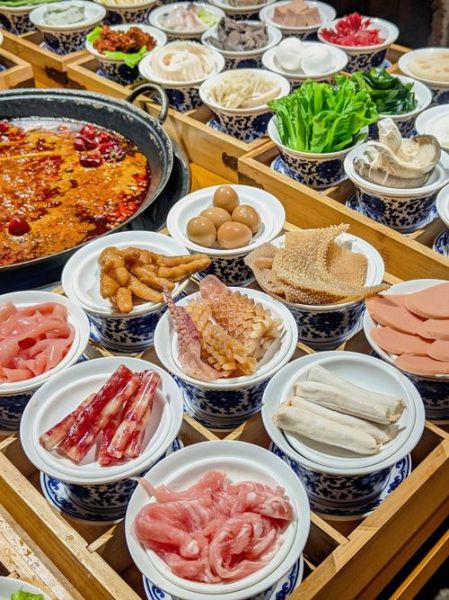 四川火锅必点的菜有哪些_四川火锅必点菜排名-第1张图片-山城妙识