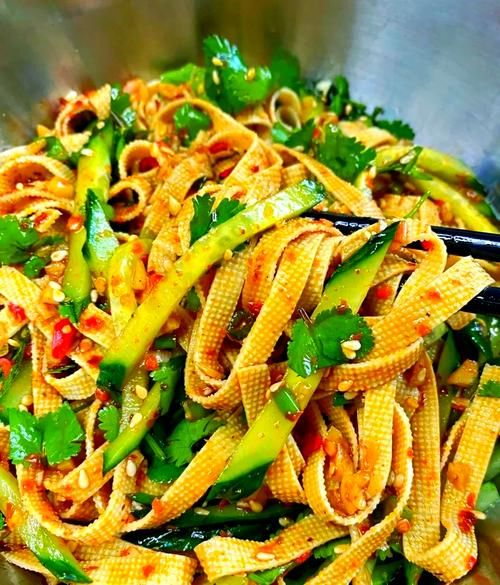 凉拌豆腐皮热量是多少_减肥能吃吗-第1张图片-山城妙识