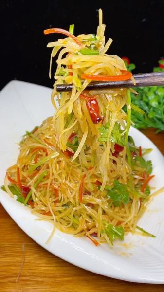 凉拌土豆丝怎么做好吃_家常凉拌土豆丝做法步骤-第3张图片-山城妙识 凉拌土豆丝怎么做好吃_家常凉拌土豆丝做法步骤-第3张图片-山城妙识