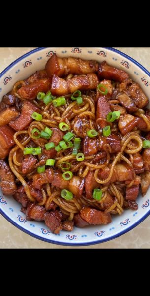 猪肉炖粉条子怎么做_正宗东北做法-第2张图片-山城妙识