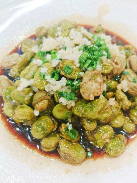 油焖蚕豆怎么做好吃_油焖蚕豆的做法大全-第1张图片-山城妙识