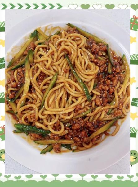 家常炸酱面怎么做_炸酱面不糊锅的窍门-第2张图片-山城妙识 家常炸酱面怎么做_炸酱面不糊锅的窍门-第2张图片-山城妙识