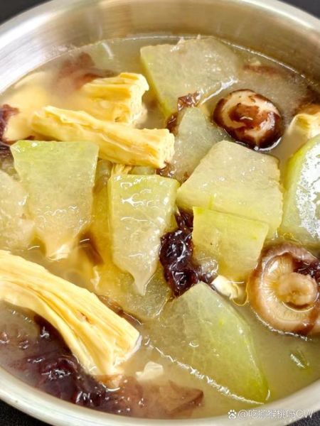 香菇冬瓜炖肉怎么做_冬瓜炖肉要不要焯水-第1张图片-山城妙识 香菇冬瓜炖肉怎么做_冬瓜炖肉要不要焯水-第1张图片-山城妙识