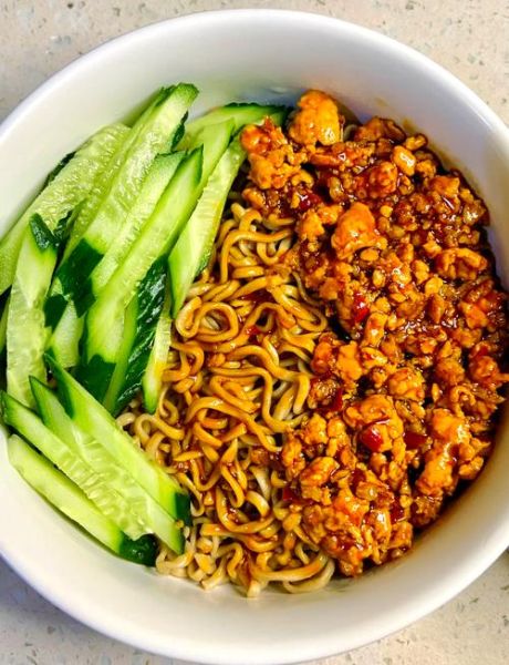 肉酱面怎么做才好吃_肉酱面用什么酱最好-第1张图片-山城妙识 肉酱面怎么做才好吃_肉酱面用什么酱最好-第1张图片-山城妙识