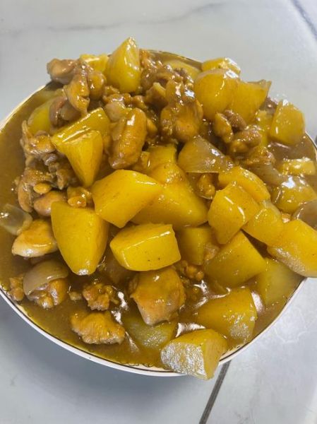 咖喱鸡块怎么做好吃_正宗咖喱鸡块的做法大全-第1张图片-山城妙识 咖喱鸡块怎么做好吃_正宗咖喱鸡块的做法大全-第1张图片-山城妙识