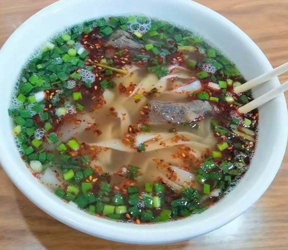 新鲜牛肉面怎么做_正宗牛肉面汤头秘诀-第1张图片-山城妙识 新鲜牛肉面怎么做_正宗牛肉面汤头秘诀-第1张图片-山城妙识