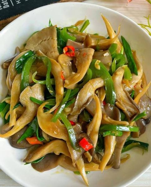 新鲜蘑菇怎么炒好吃_新鲜蘑菇的做法大全-第2张图片-山城妙识 新鲜蘑菇怎么炒好吃_新鲜蘑菇的做法大全-第2张图片-山城妙识