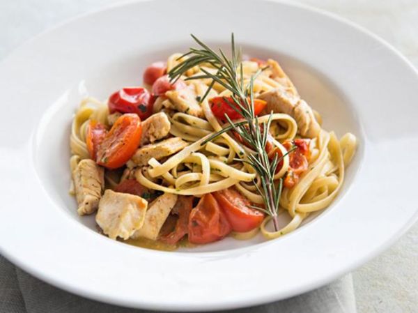 番茄鸡肉意大利面怎么做_番茄鸡肉意面需要哪些食材-第3张图片-山城妙识 番茄鸡肉意大利面怎么做_番茄鸡肉意面需要哪些食材-第3张图片-山城妙识