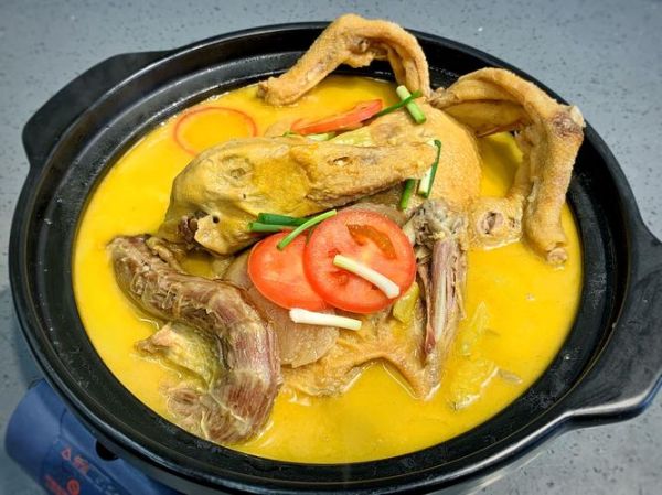 咸鸭子汤里炖什么最好_咸鸭汤配什么食材最鲜-第1张图片-山城妙识