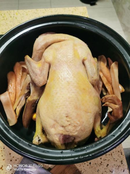 咸鸭子汤里炖什么最好_咸鸭汤配什么食材最鲜-第2张图片-山城妙识