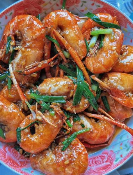 椒盐罗氏虾怎么做_椒盐罗氏虾做法步骤-第3张图片-山城妙识