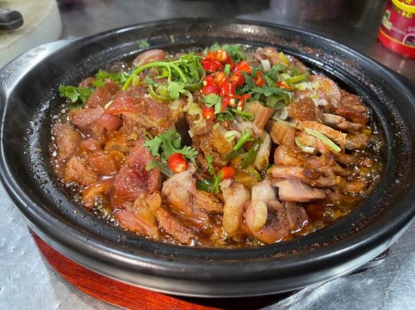 熟肘子肉怎么炒好吃_熟肘子肉炒什么配菜-第2张图片-山城妙识 熟肘子肉怎么炒好吃_熟肘子肉炒什么配菜-第2张图片-山城妙识