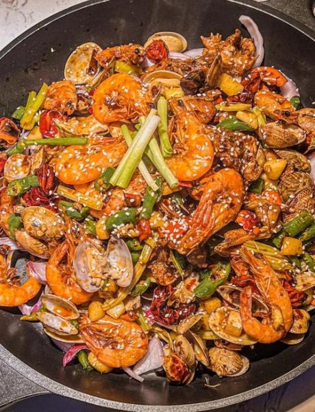 干锅牛蛙虾怎么做_干锅牛蛙虾做法步骤-第2张图片-山城妙识