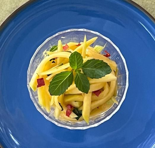 青芒果怎么吃最好吃_青芒果最佳吃法大全-第1张图片-山城妙识