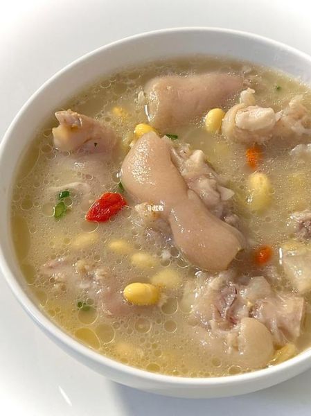 猪手煲黄豆怎么做_猪手煲黄豆需要焯水吗-第3张图片-山城妙识 猪手煲黄豆怎么做_猪手煲黄豆需要焯水吗-第3张图片-山城妙识