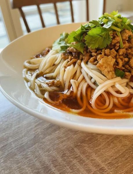 肉酱面有营养吗_肉酱面热量高不高-第1张图片-山城妙识