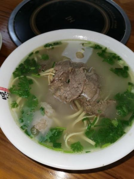 产妇牛肉汤的做法大全_坐月子牛肉汤怎么炖最补气血-第2张图片-山城妙识