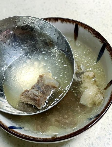 产妇牛肉汤的做法大全_坐月子牛肉汤怎么炖最补气血-第3张图片-山城妙识