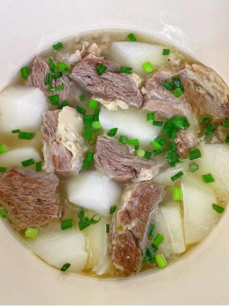 牛骨头汤怎么熬成白色_牛骨头汤熬白的秘诀-第2张图片-山城妙识 牛骨头汤怎么熬成白色_牛骨头汤熬白的秘诀-第2张图片-山城妙识