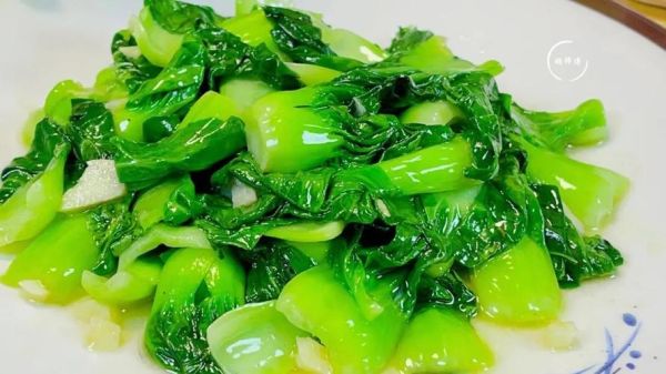 炒青菜用什么油好吃_哪种油炒青菜最香-第3张图片-山城妙识 炒青菜用什么油好吃_哪种油炒青菜最香-第3张图片-山城妙识