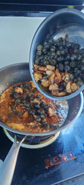 水煮田螺怎么做好吃_水煮田螺要煮多久才入味-第2张图片-山城妙识