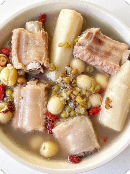 排骨山药汤怎么炖好喝_山药排骨汤功效与禁忌-第3张图片-山城妙识 排骨山药汤怎么炖好喝_山药排骨汤功效与禁忌-第3张图片-山城妙识