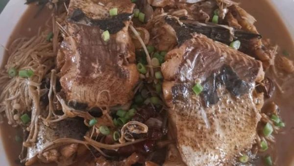 清炖花鲢鱼怎么做_清炖花鲢鱼的家常做法-第2张图片-山城妙识 清炖花鲢鱼怎么做_清炖花鲢鱼的家常做法-第2张图片-山城妙识