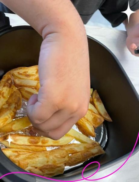 空气炸锅炸薯条怎么做_冷冻薯条需要解冻吗-第3张图片-山城妙识 空气炸锅炸薯条怎么做_冷冻薯条需要解冻吗-第3张图片-山城妙识