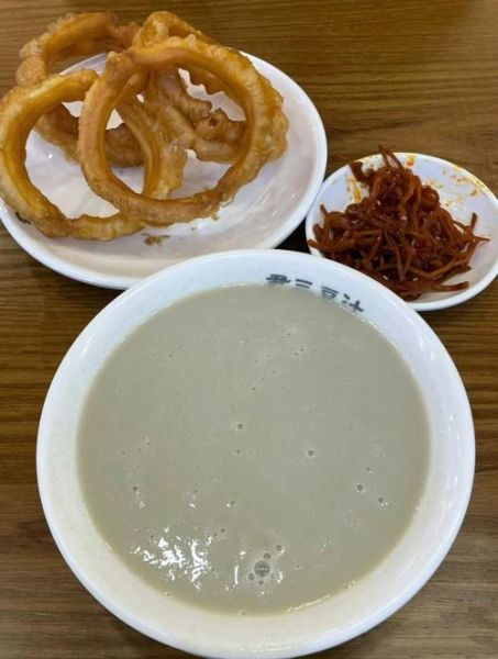 北京豆汁儿什么味道_为什么有人喝不惯-第1张图片-山城妙识 北京豆汁儿什么味道_为什么有人喝不惯-第1张图片-山城妙识