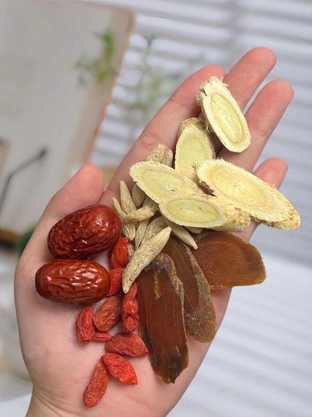 当归黄芪可以一起泡水喝吗_当归黄芪泡水喝的禁忌-第3张图片-山城妙识 当归黄芪可以一起泡水喝吗_当归黄芪泡水喝的禁忌-第3张图片-山城妙识