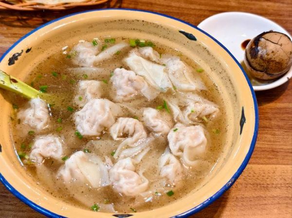 馄饨汤怎么做好吃_家常馄饨汤做法窍门-第1张图片-山城妙识 馄饨汤怎么做好吃_家常馄饨汤做法窍门-第1张图片-山城妙识