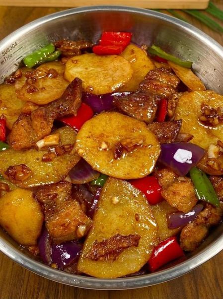 洋葱炒土豆片怎么做_洋葱炒土豆片家常做法-第2张图片-山城妙识