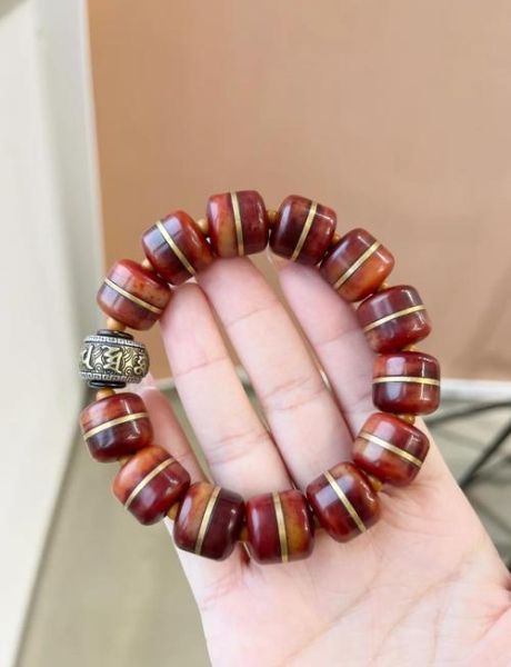 牛骨手串怎么盘玩_牛骨手串真假辨别-第1张图片-山城妙识