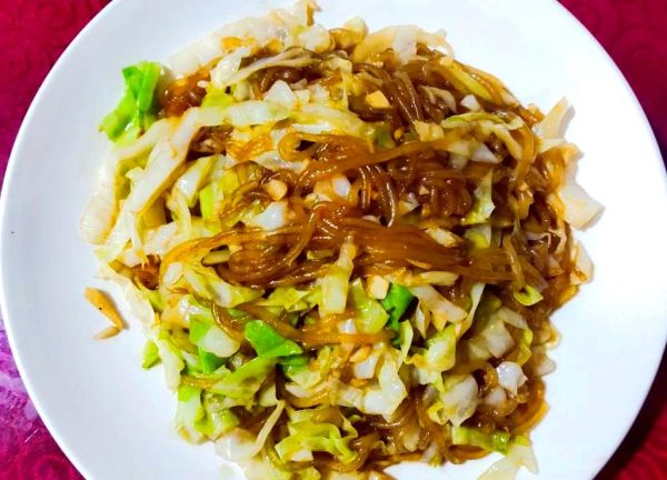 洋白菜炒粉丝怎么做_洋白菜炒粉丝热量高吗-第1张图片-山城妙识