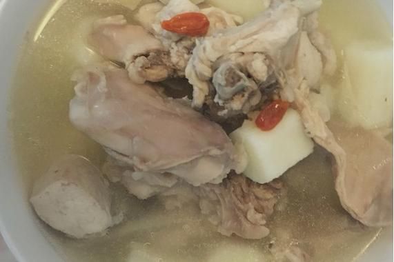 广东兔肉煲汤做法大全_兔肉煲汤用什么药材-第1张图片-山城妙识