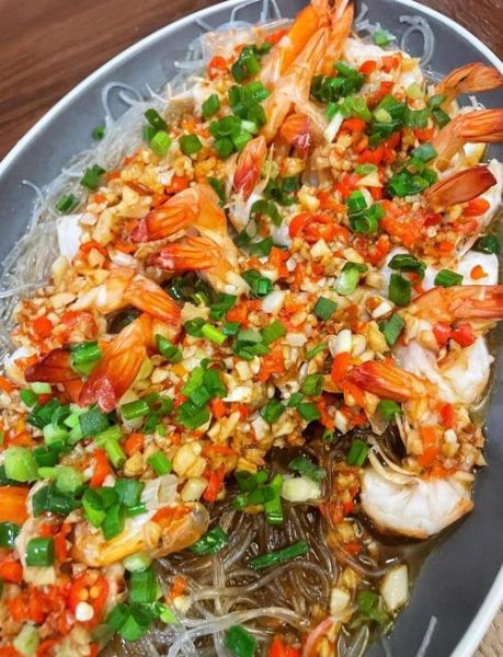 蒜泥蒸虾怎么做_蒸虾蒜香不腥的秘诀-第3张图片-山城妙识 蒜泥蒸虾怎么做_蒸虾蒜香不腥的秘诀-第3张图片-山城妙识