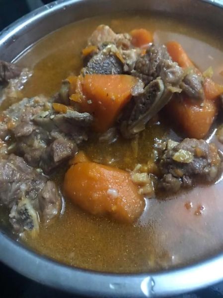 红烧萝卜排骨怎么做_萝卜排骨要不要焯水-第3张图片-山城妙识 红烧萝卜排骨怎么做_萝卜排骨要不要焯水-第3张图片-山城妙识