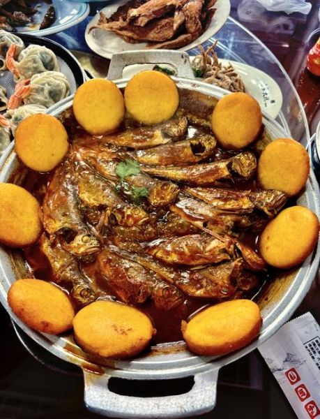 铁锅炖鱼贴饼子怎么做_贴饼子用什么面最好-第3张图片-山城妙识 铁锅炖鱼贴饼子怎么做_贴饼子用什么面最好-第3张图片-山城妙识