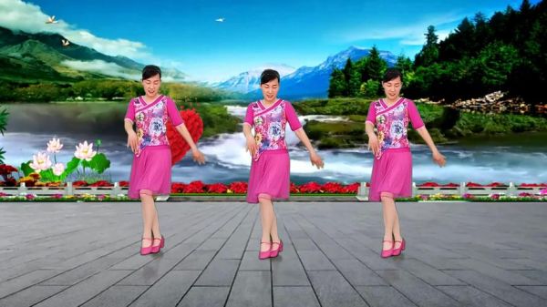 泉水叮咚响广场舞怎么跳_泉水叮咚响广场舞教学视频-第2张图片-山城妙识 泉水叮咚响广场舞怎么跳_泉水叮咚响广场舞教学视频-第2张图片-山城妙识